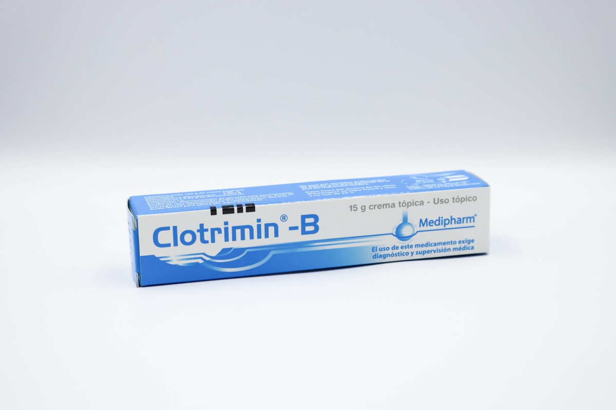 CLOTRIMIN-B CREMA X 15 G - Farmacias Roraima